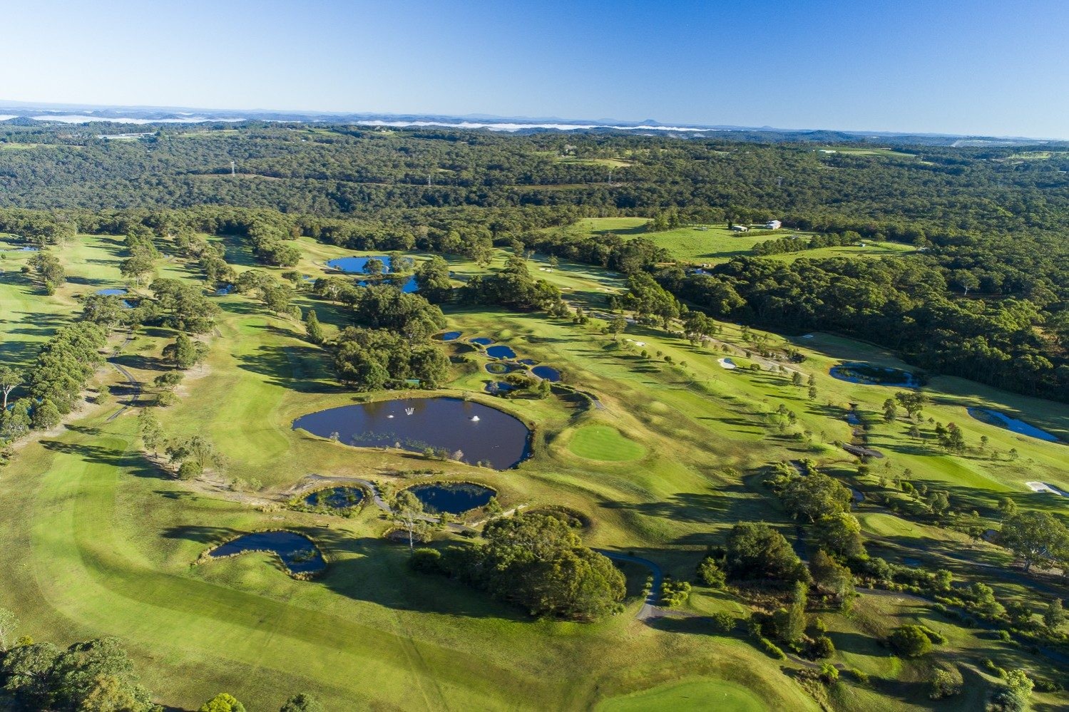 Womens Golf Magazine USA - The Central Coast Golf Guide